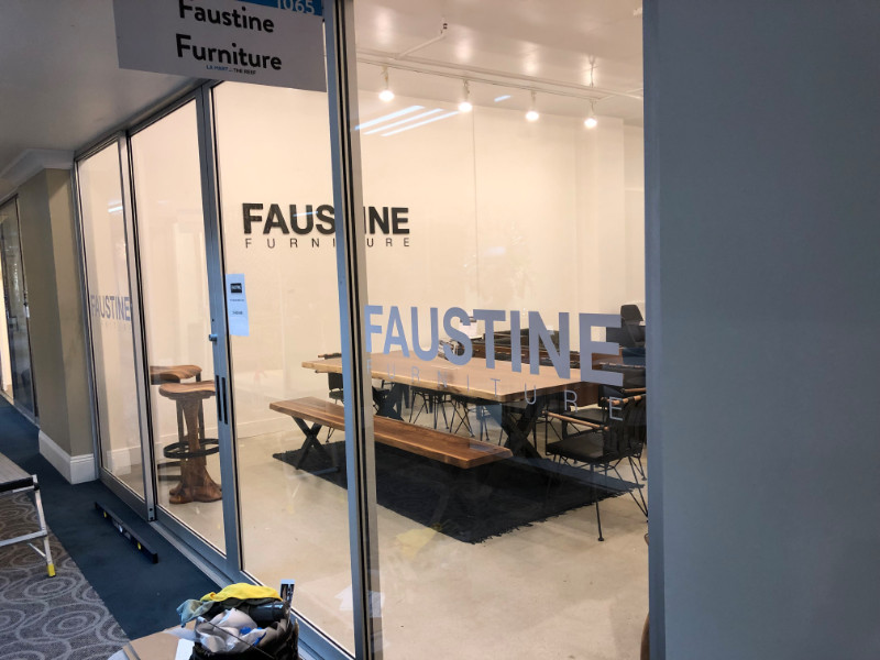 Lobby Signs | Furniture Showrooms in Los Angeles CA