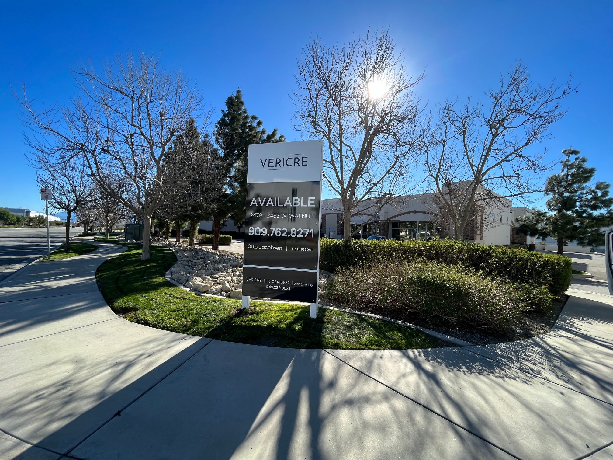 Commercial Property ‘For Lease’ Signs In Orange County, CA