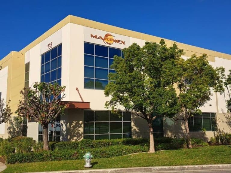 3D Building Lettering And Logo